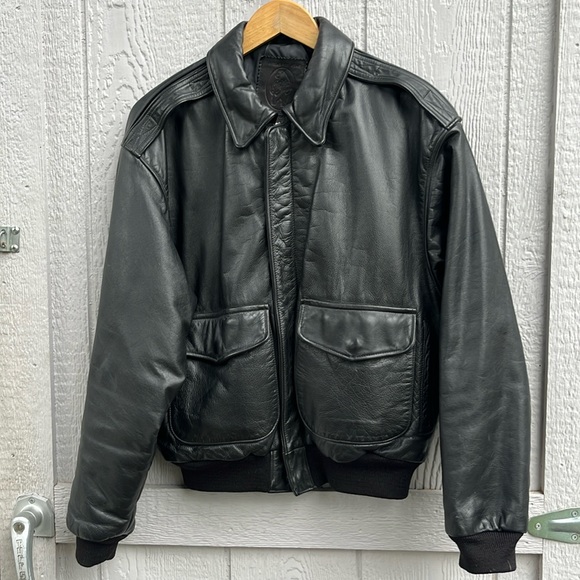 Golden Bear | Jackets & Coats | Vintage Golden Bear Mens Black Leather ...